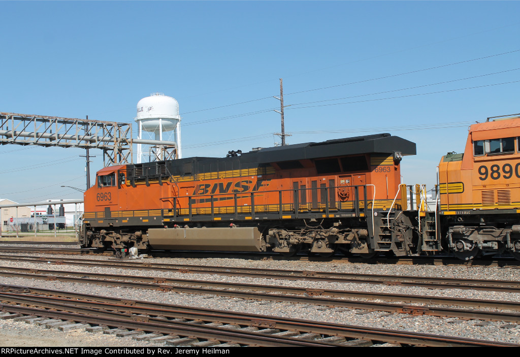 BNSF 6963 (2)